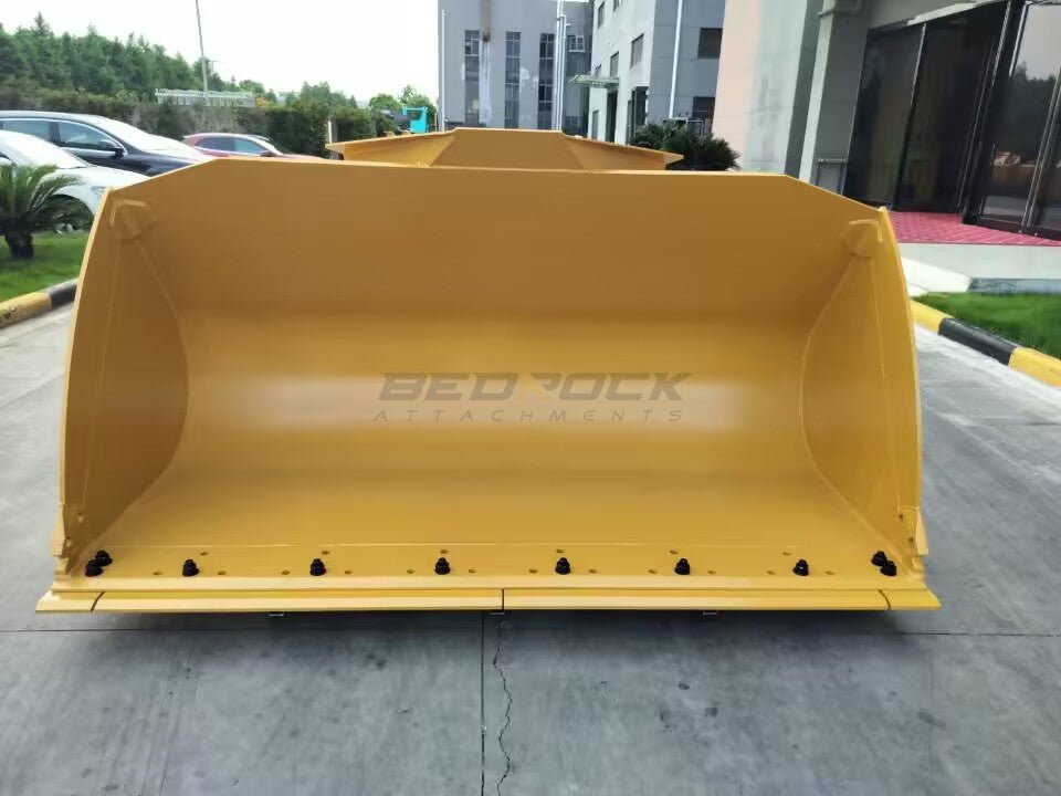 Loader Bucket PIN ON fits CAT 938, 2.7m3, 108in - Bedrock Attachments